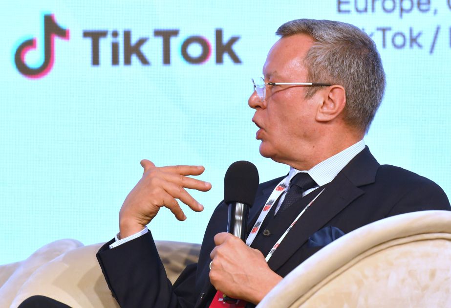 Sergey Sokolov: “Tik-Tok” ənənəvi sosial media platformalarından ...
